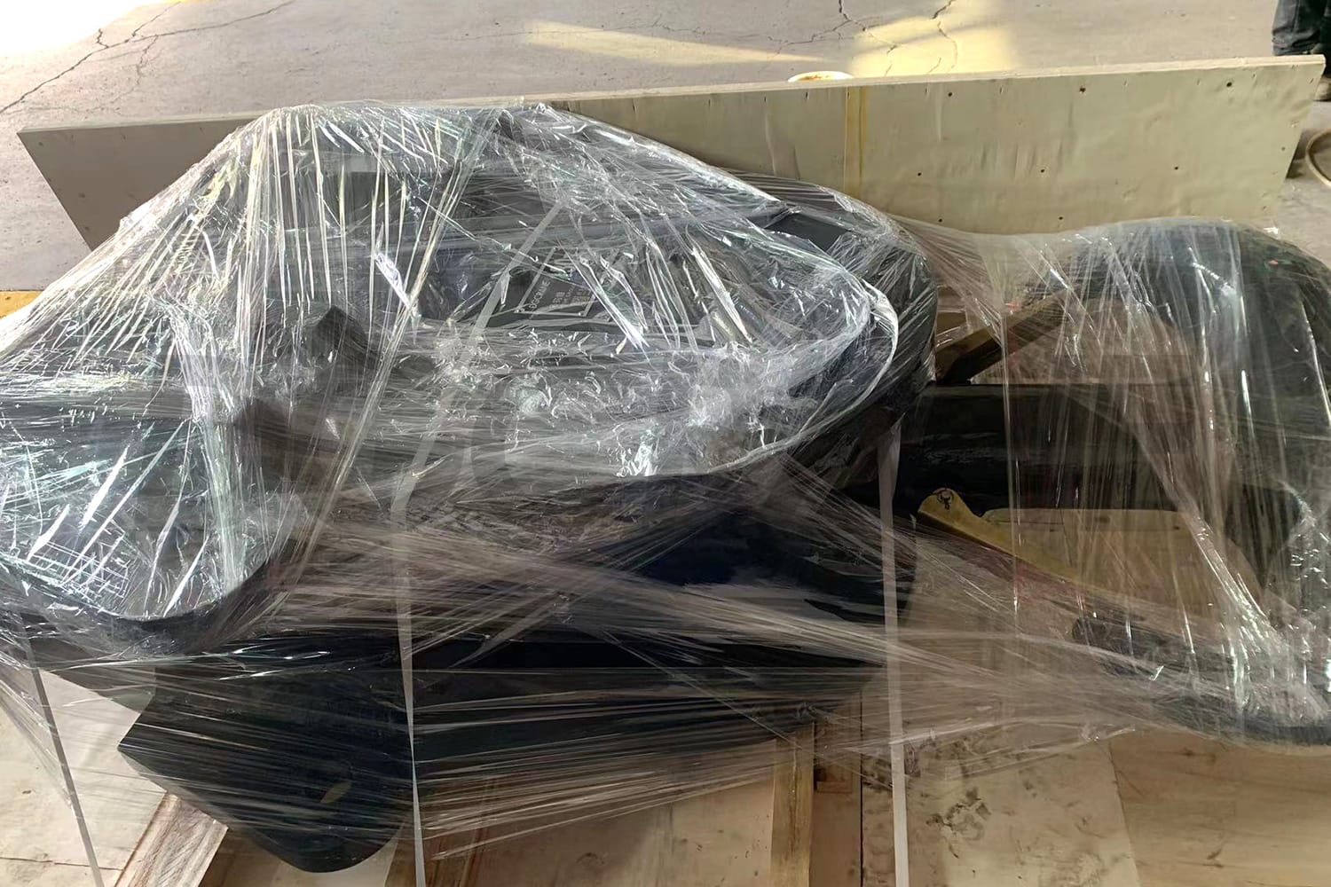 1 set 130t Hook Group levererade till Polen | DGCRANE