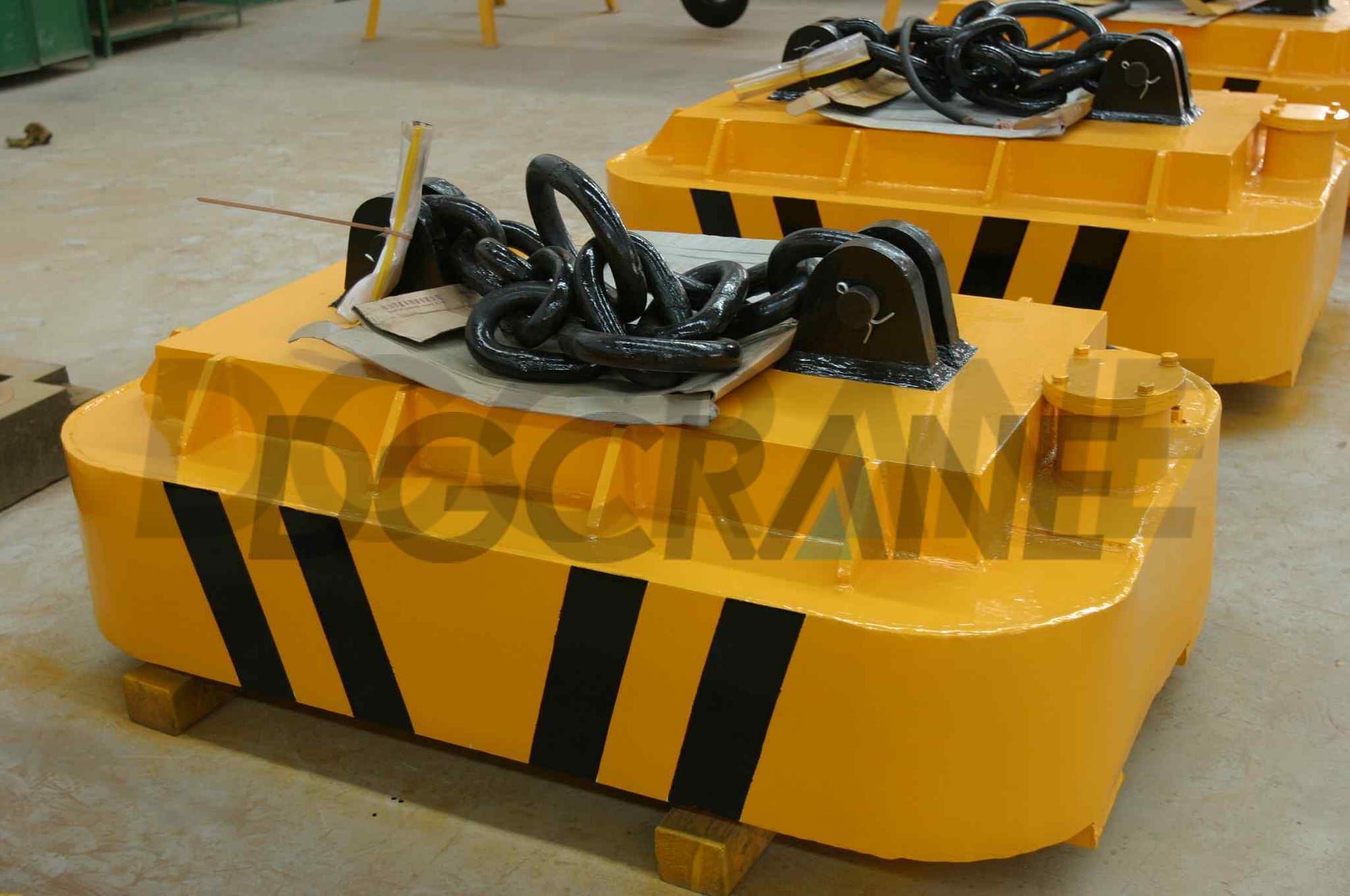 A Lifting Magnets Guide for Cranes: Types, Manufacturers | DGCRANE