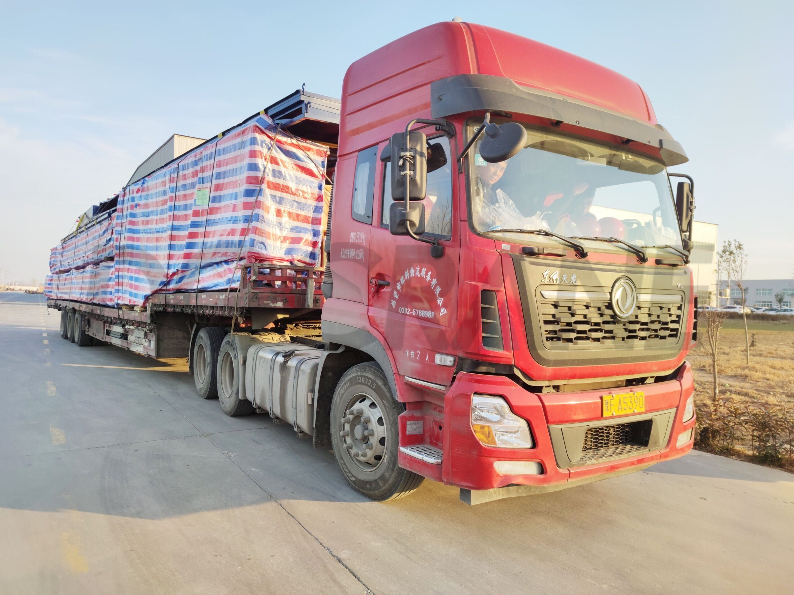 2 Sets MG60/2Ton Double Girder Gantry Cranes For Sale to Qatar | DGCRANE