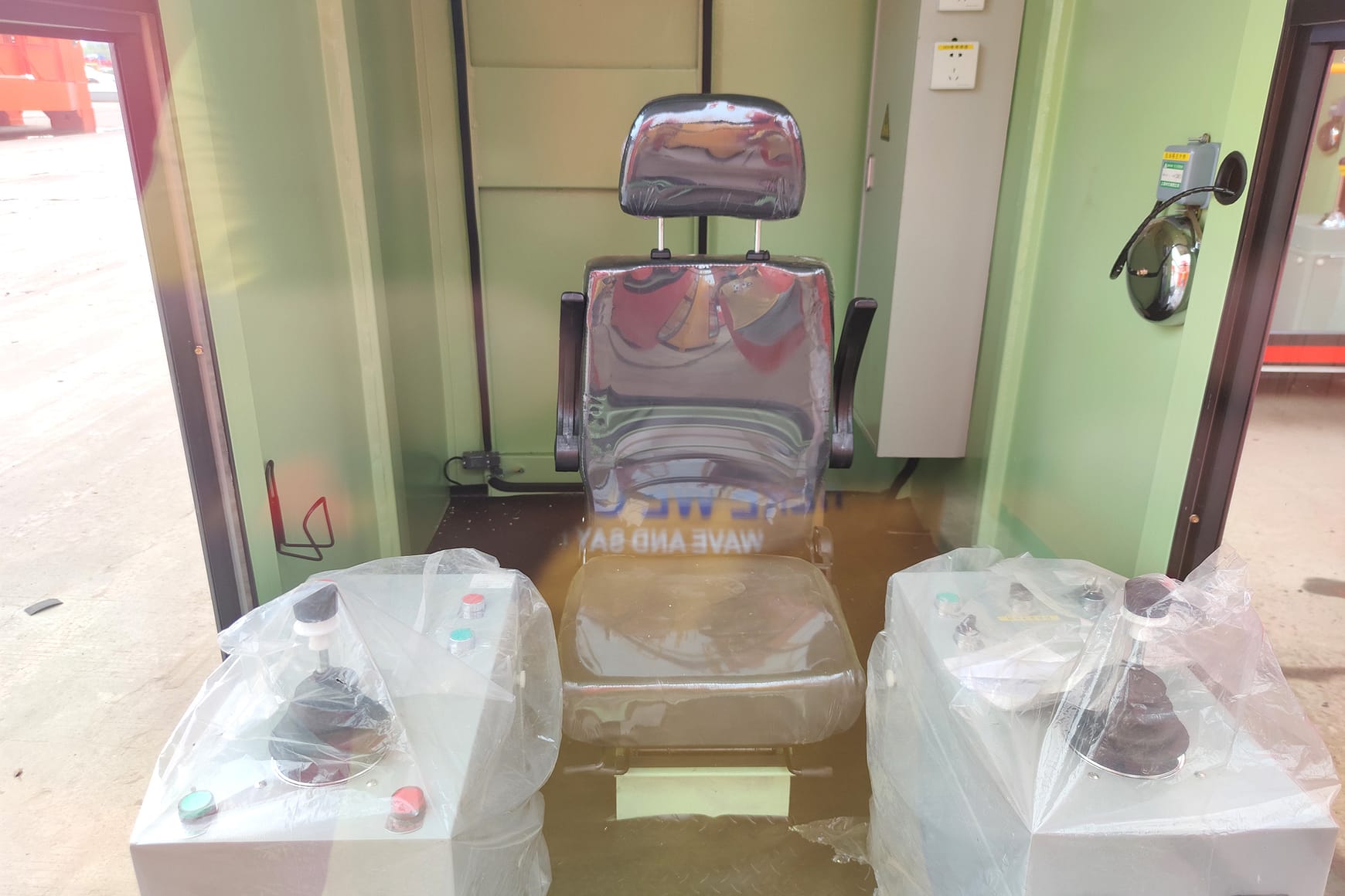 Crane Cabins Manufacturer | DGCRANE