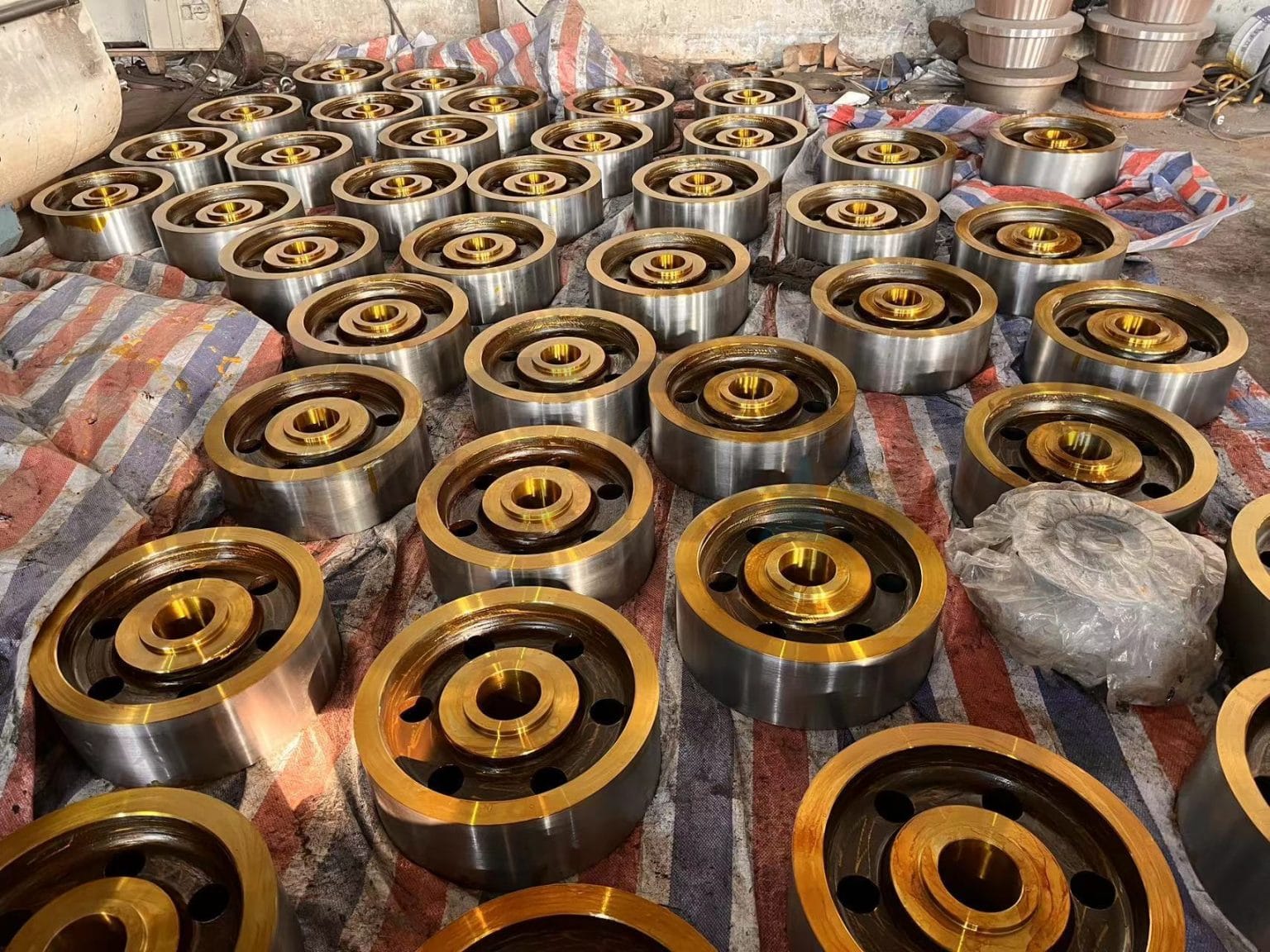112 Sets Crane Wheel Assemblies Delivered To Malaysia | DGCRANE
