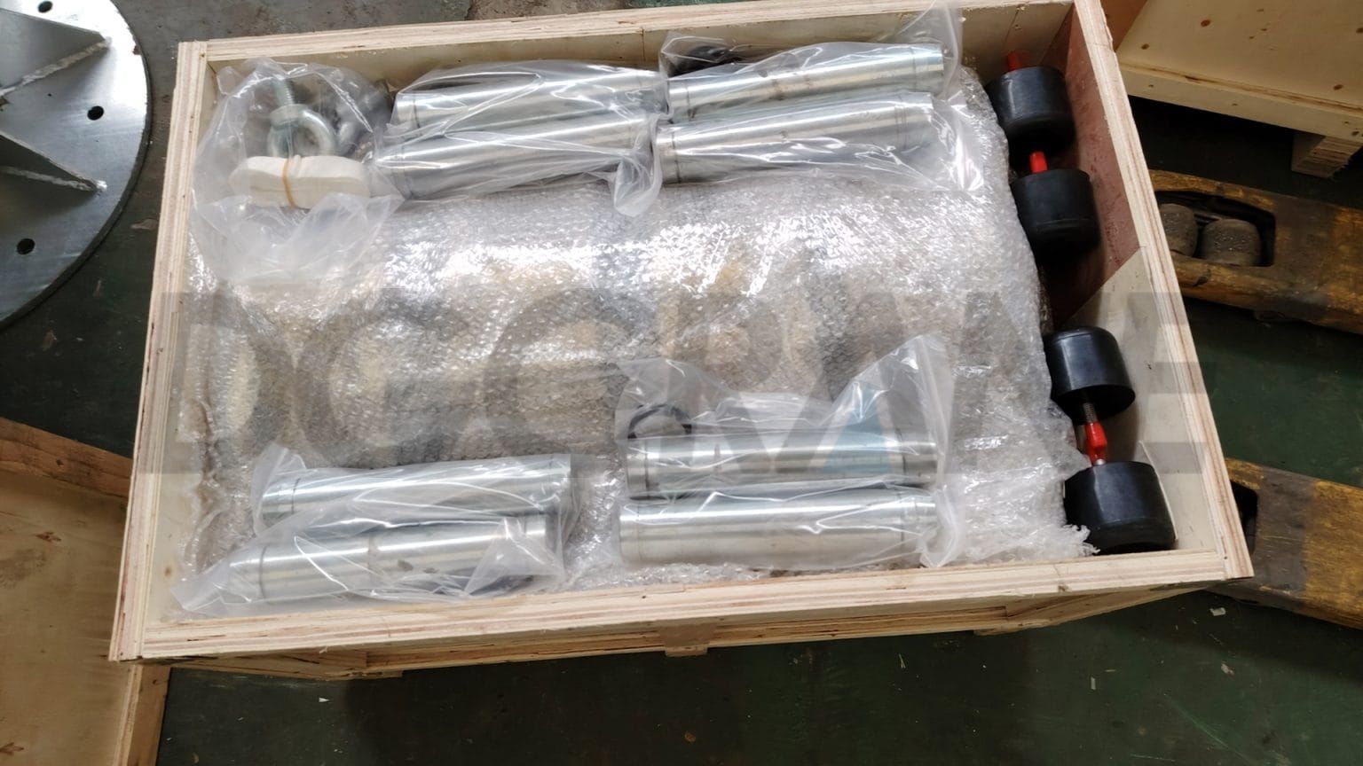 4 Sets Of DRS315 Crane Wheel Blocks And Accessories Exported To Brazil ...