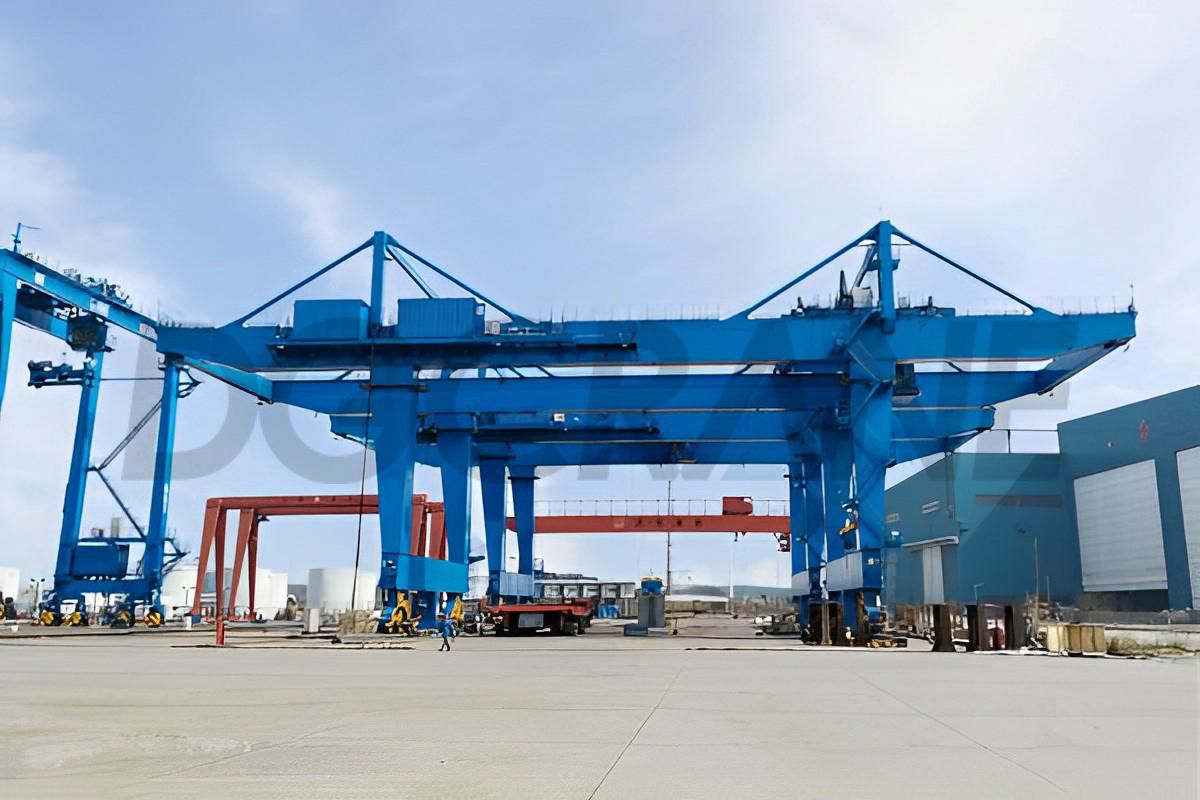 Rail Mounted Container Gantry Crane Manufacturer In China | DGCRANE