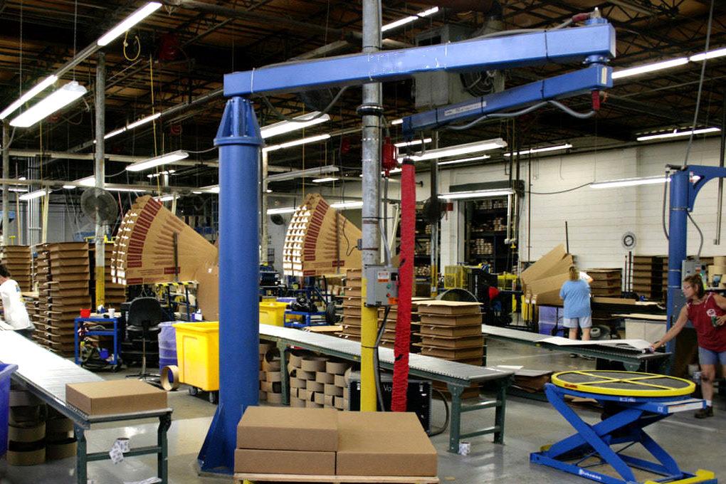 Articulating Jib Cranes Manufacturer In China | DGCRANE