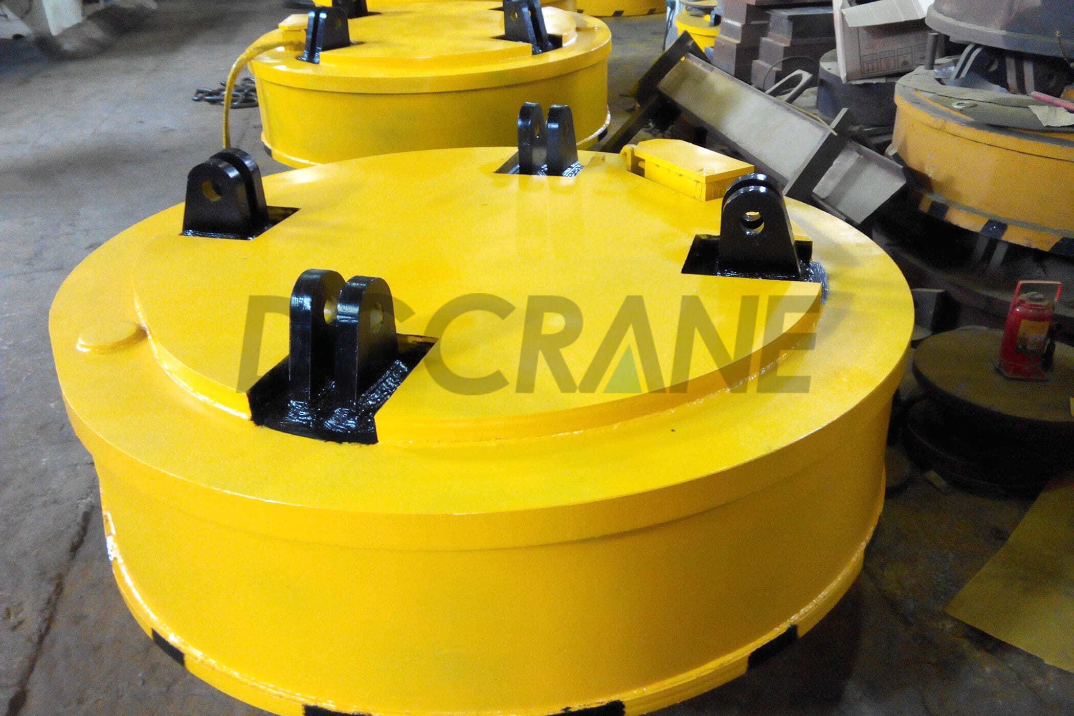 A Lifting Magnets Guide For Cranes: Types, Manufacturers | DGCRANE