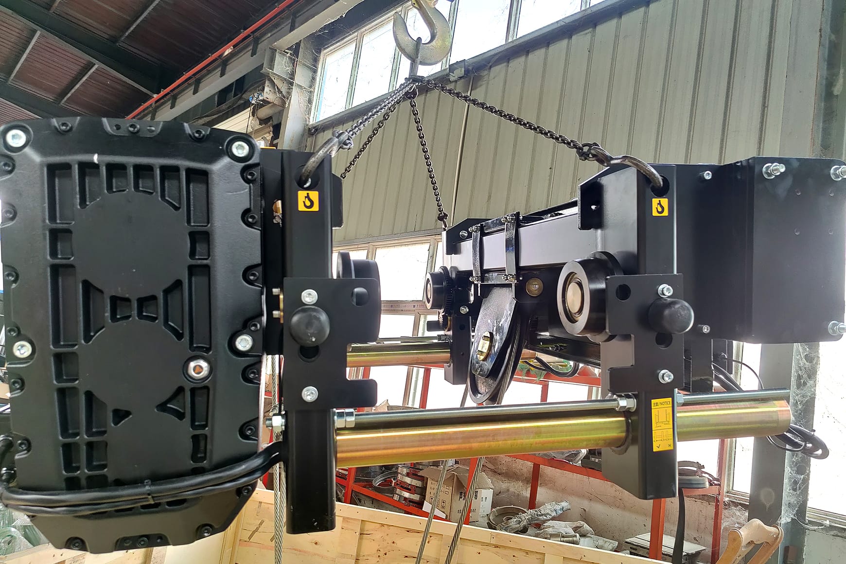 FEM Standard Wire Rope Electric Hoists Suppliers | DGCRANE