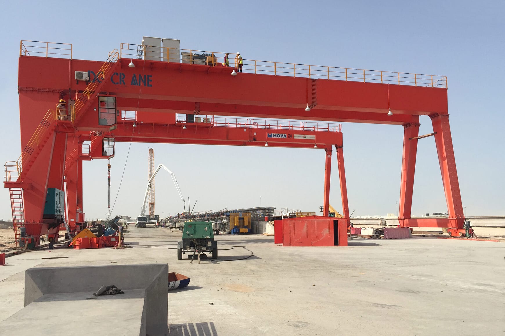 FEM Standard Gantry Cranes Manufacturer in China | DGCRANE