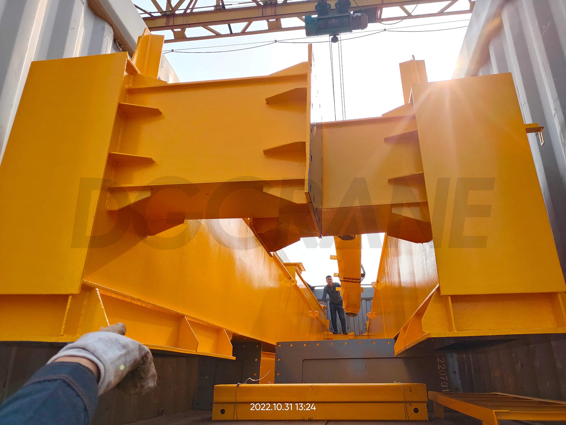 30T dubbelbalks portalkran exporterad till Argentina | DGCRANE