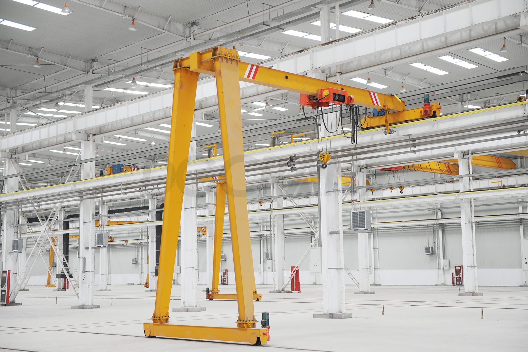 Comprar Grúas Pórtico: Tienes 7 Opciones Diferentes | DGCRANE